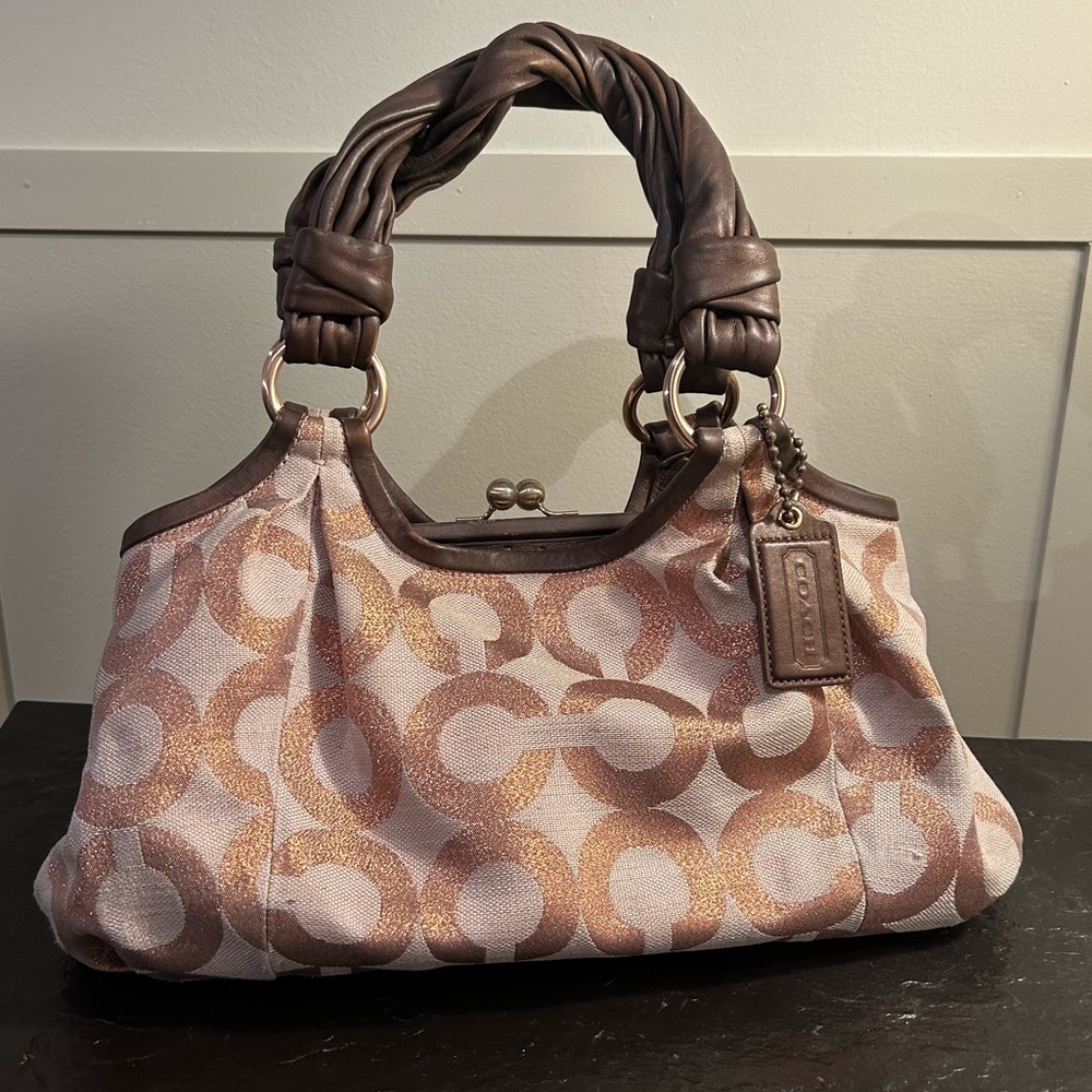 Coach Handbag Rose/Gold With Kiss Lock Closure - Gem